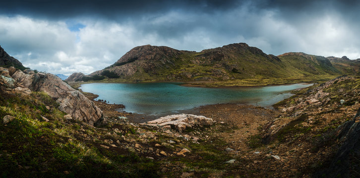 Lalish-Bilder: Stock-Fotos & -Videos. | Adobe Stock
