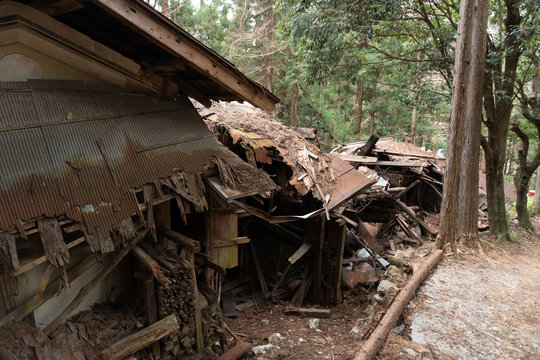 Baraku Bilder – Durchsuchen 331 Archivfotos, Vektorgrafiken und Videos ...