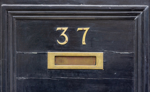 "Number 37" Bilder – Durchsuchen 12,702 Archivfotos, Vektorgrafiken und ...