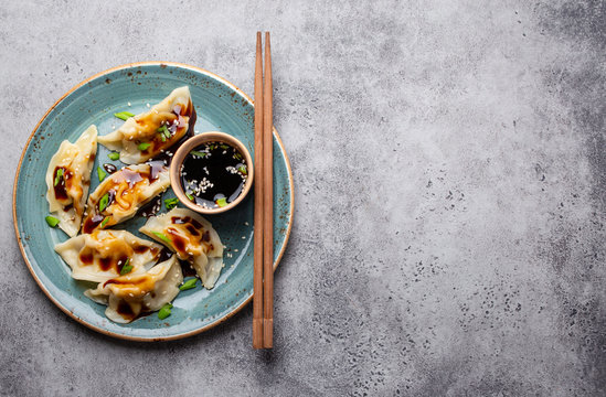 Gyoza Bilder – Durchsuchen 30,233 Archivfotos, Vektorgrafiken und ...