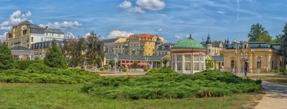 Franzensbad-Bilder: Stock-Fotos & -Videos. | Adobe Stock