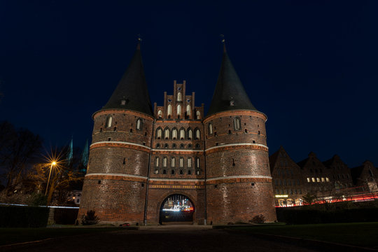 Sandweg bilder – Bläddra bland 1,099 stockfoton, vektorer och videor ...