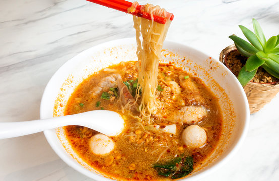 รูปภาพTiew – เลือกดูภาพถ่ายสต็อก เวกเตอร์ และวิดีโอ333 | Adobe Stock