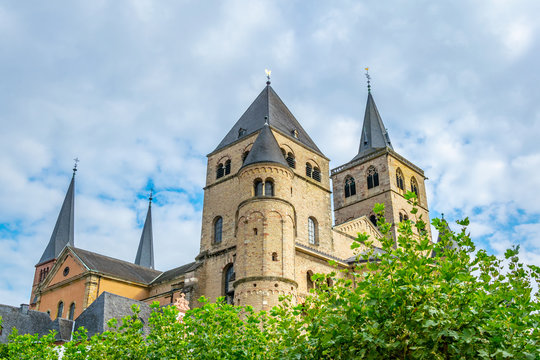 Domfreihof Images – Browse 51 Stock Photos, Vectors, and Video | Adobe ...