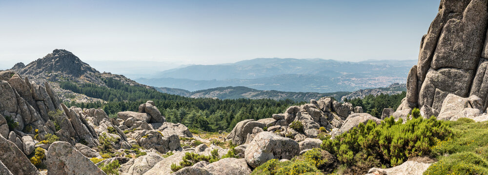 Monte Bilder – Durchsuchen 157,794 Archivfotos, Vektorgrafiken und ...