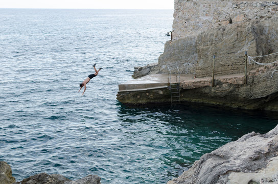 Tirarse Images – Browse 55 Stock Photos, Vectors, and Video | Adobe Stock