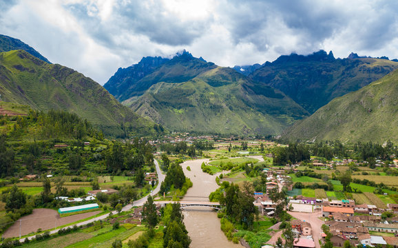 รูปภาพUrubamba – เลือกดูภาพถ่ายสต็อก เวกเตอร์ และวิดีโอ10,937 | Adobe Stock