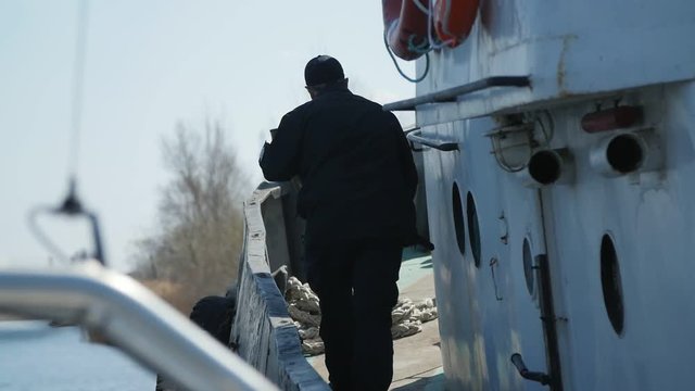 Schifffahrtspolizei Bilder – Durchsuchen 238 Archivfotos, Vektorgrafiken und Videos | Adobe Stock