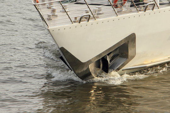 Hawsehole Bilder – Durchsuchen 221 Archivfotos, Vektorgrafiken und ...