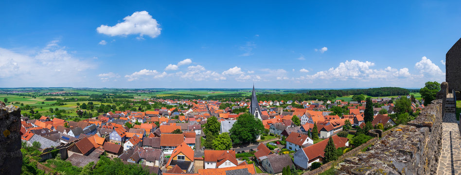 Wetterau Bilder – Durchsuchen 2,694 Archivfotos, Vektorgrafiken und ...