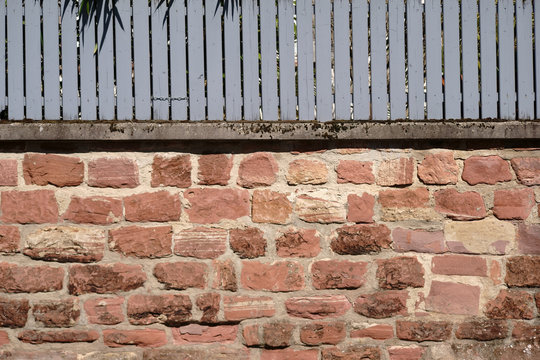 「Mauerwand」の写真素材 | 142件の無料イラスト画像 | Adobe Stock