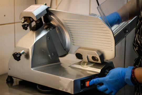 รูปภาพSlicer – เลือกดูภาพถ่ายสต็อก เวกเตอร์ และวิดีโอ16,750 | Adobe Stock