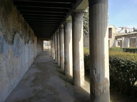 รูปภาพTrabeazione – เลือกดูภาพถ่ายสต็อก เวกเตอร์ และวิดีโอ121 | Adobe Stock