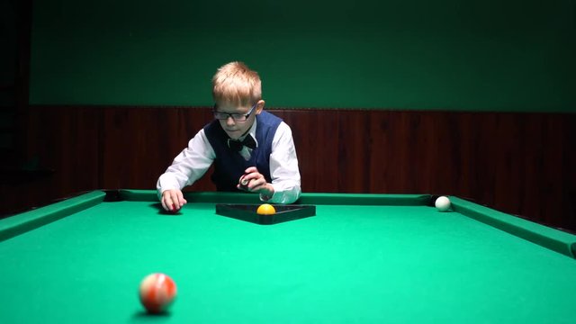 "Nine Ball"-Bilder: Stock-Fotos & -Videos. | Adobe Stock