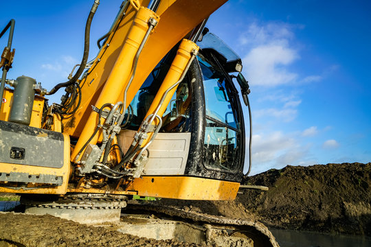 Baggerführer Bilder – Durchsuchen 315 Archivfotos, Vektorgrafiken und ...