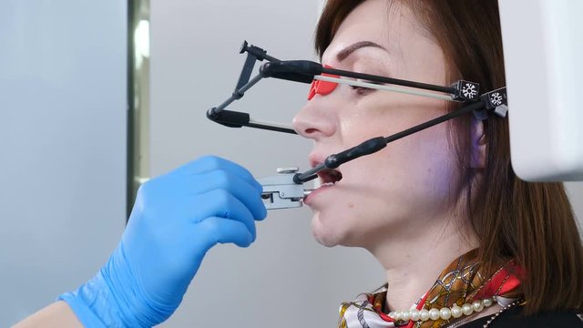 รูปภาพTemporomandibular – เลือกดูภาพถ่ายสต็อก เวกเตอร์ และวิดีโอ547 ...