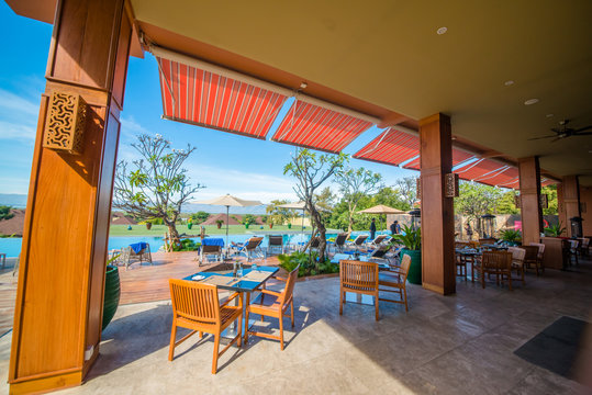 Accor bilder – Bläddra bland 3,864 stockfoton, vektorer och videor ...