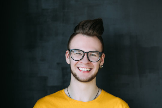 Comb Over"」の写真素材 | 67件の無料イラスト画像 | Adobe Stock