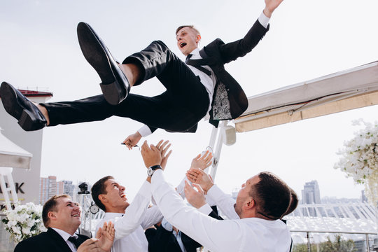 "Bachelor Party" Billeder – Gennemse 5,933 stockfotos, vektorer og ...