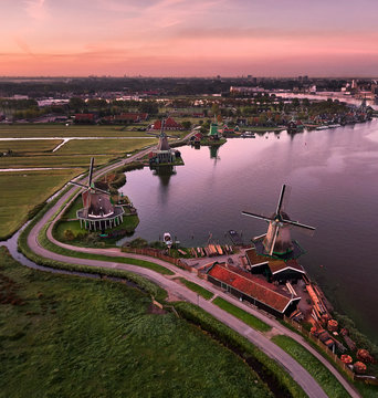 Zaanstad-Bilder: Stock-Fotos & -Videos. | Adobe Stock