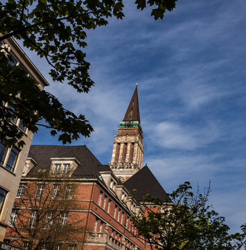 "Kieler Rathaus" bilder – Bläddra bland 45 stockfoton, vektorer och ...