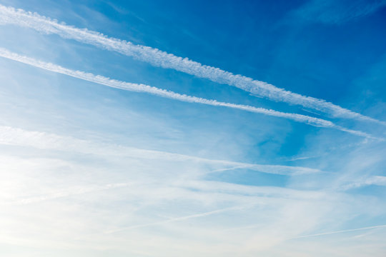 "Chemical Trails" Images – Browse 2,457 Stock Photos, Vectors, and ...