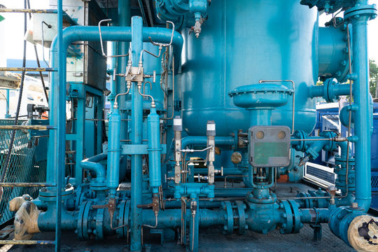 รูปภาพCentralizer – เลือกดูภาพถ่ายสต็อก เวกเตอร์ และวิดีโอ187 | Adobe Stock