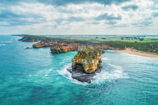 "Childers Cove" Bilder – Durchsuchen 86 Archivfotos, Vektorgrafiken und ...
