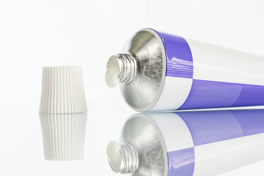 รูปภาพOintment – เลือกดูภาพถ่ายสต็อก เวกเตอร์ และวิดีโอ235,202 | Adobe ...