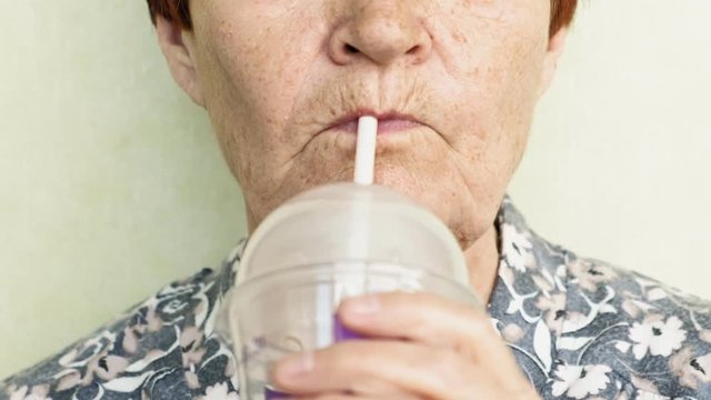 รูปภาพSlurping – เลือกดูภาพถ่ายสต็อก เวกเตอร์ และวิดีโอ2,259 | Adobe Stock