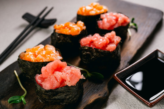 รูปภาพGunkan – เลือกดูภาพถ่ายสต็อก เวกเตอร์ และวิดีโอ14,293 | Adobe Stock