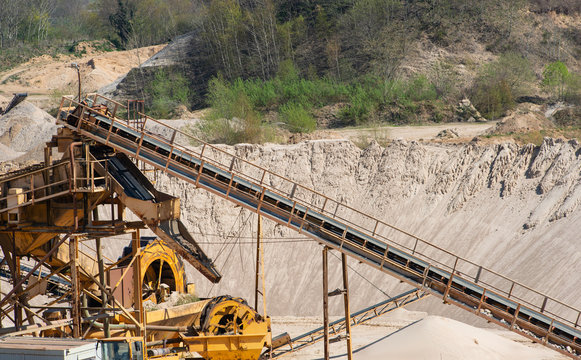 Rohstoffabbau Bilder – Durchsuchen 1,820 Archivfotos, Vektorgrafiken ...