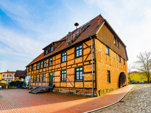 Schwaan Images – Browse 76 Stock Photos, Vectors, and Video | Adobe Stock