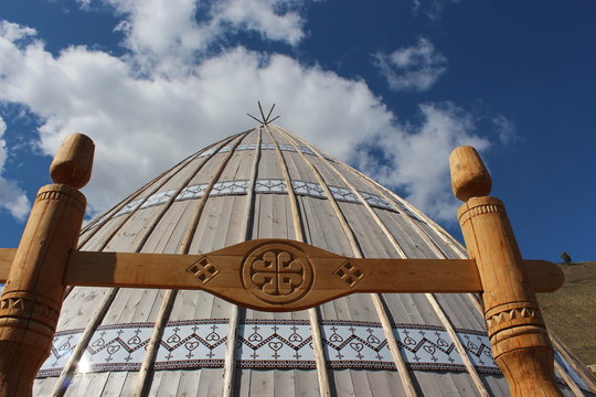 รูปภาพYakut – เลือกดูภาพถ่ายสต็อก เวกเตอร์ และวิดีโอ1,822 | Adobe Stock