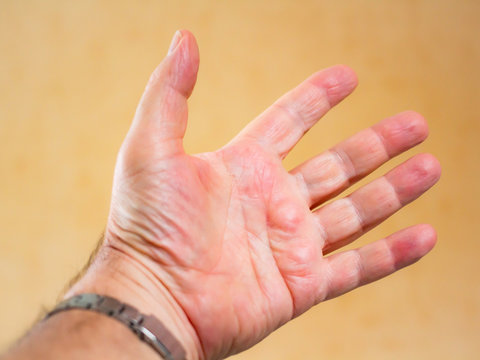 รูปภาพFingerzeichen – เลือกดูภาพถ่ายสต็อก เวกเตอร์ และวิดีโอ296 | Adobe ...