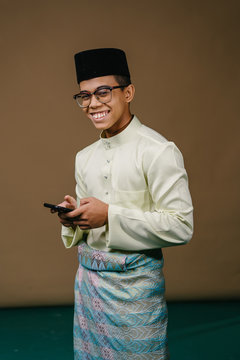 Songkok Images – Browse 1,675 Stock Photos, Vectors, and Video | Adobe ...