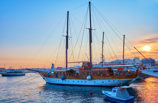"Northern Harbor"-Bilder: Stock-Fotos & -Videos. | Adobe Stock