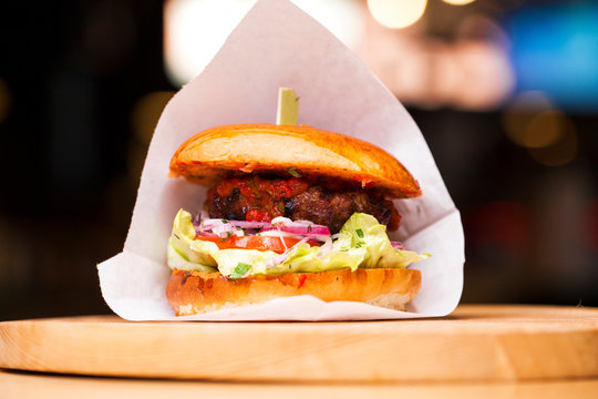 Gamburger Bilder – Durchsuchen 296 Archivfotos, Vektorgrafiken und ...