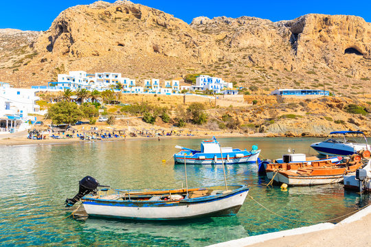 Finiki Bilder – Durchsuchen 82 Archivfotos, Vektorgrafiken und Videos ...