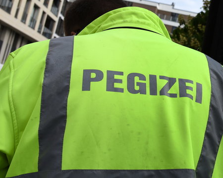 Pegida Bilder – Durchsuchen 395 Archivfotos, Vektorgrafiken und Videos ...