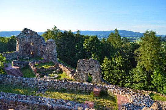 "Alte Burg"-Bilder: Stock-Fotos & -Videos. | Adobe Stock