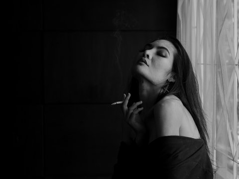 「Cigar.lingerie」の画像 - 962 件の Stock 写真、ベクターおよびビデオ | Adobe Stock