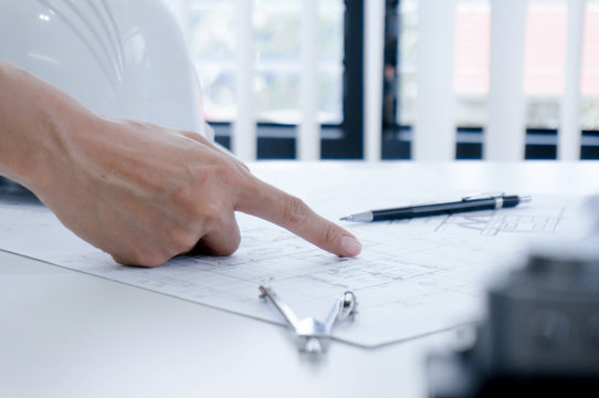 รูปภาพCompasse – เลือกดูภาพถ่ายสต็อก เวกเตอร์ และวิดีโอ110 | Adobe Stock