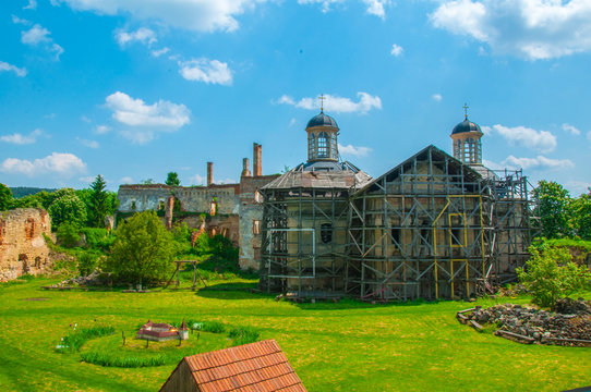 รูปภาพBerezhany – เลือกดูภาพถ่ายสต็อก เวกเตอร์ และวิดีโอ274 | Adobe Stock