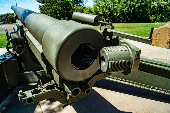 "Breech-Loading Gun"-Bilder: Stock-Fotos & -Videos. | Adobe Stock