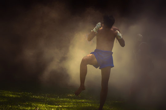 รูปภาพKick-Boxer – เลือกดูภาพถ่ายสต็อก เวกเตอร์ และวิดีโอ2,709 | Adobe ...