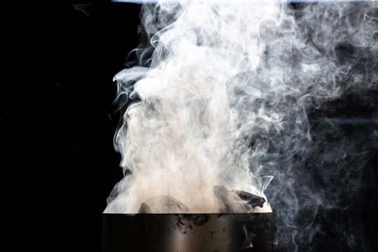 「Smokw」の写真素材 | 17件の無料イラスト画像 | Adobe Stock