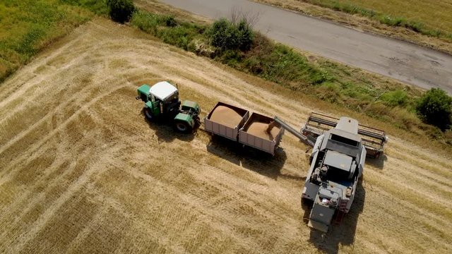 Hopper Trailer Images – Browse 418 Stock Photos, Vectors, and Video ...