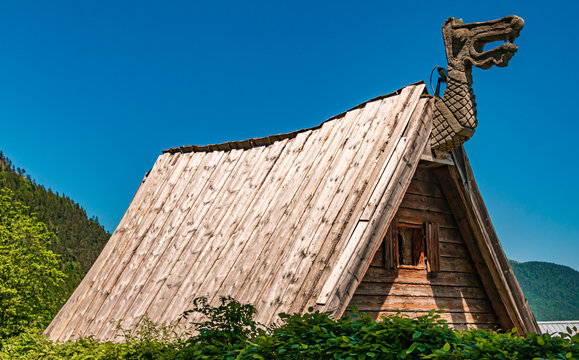 Wikingerdorf Bilder – Durchsuchen 6,928 Archivfotos, Vektorgrafiken und ...