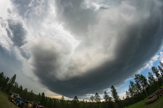 รูปภาพMesocyclone – เลือกดูภาพถ่ายสต็อก เวกเตอร์ และวิดีโอ604 | Adobe Stock